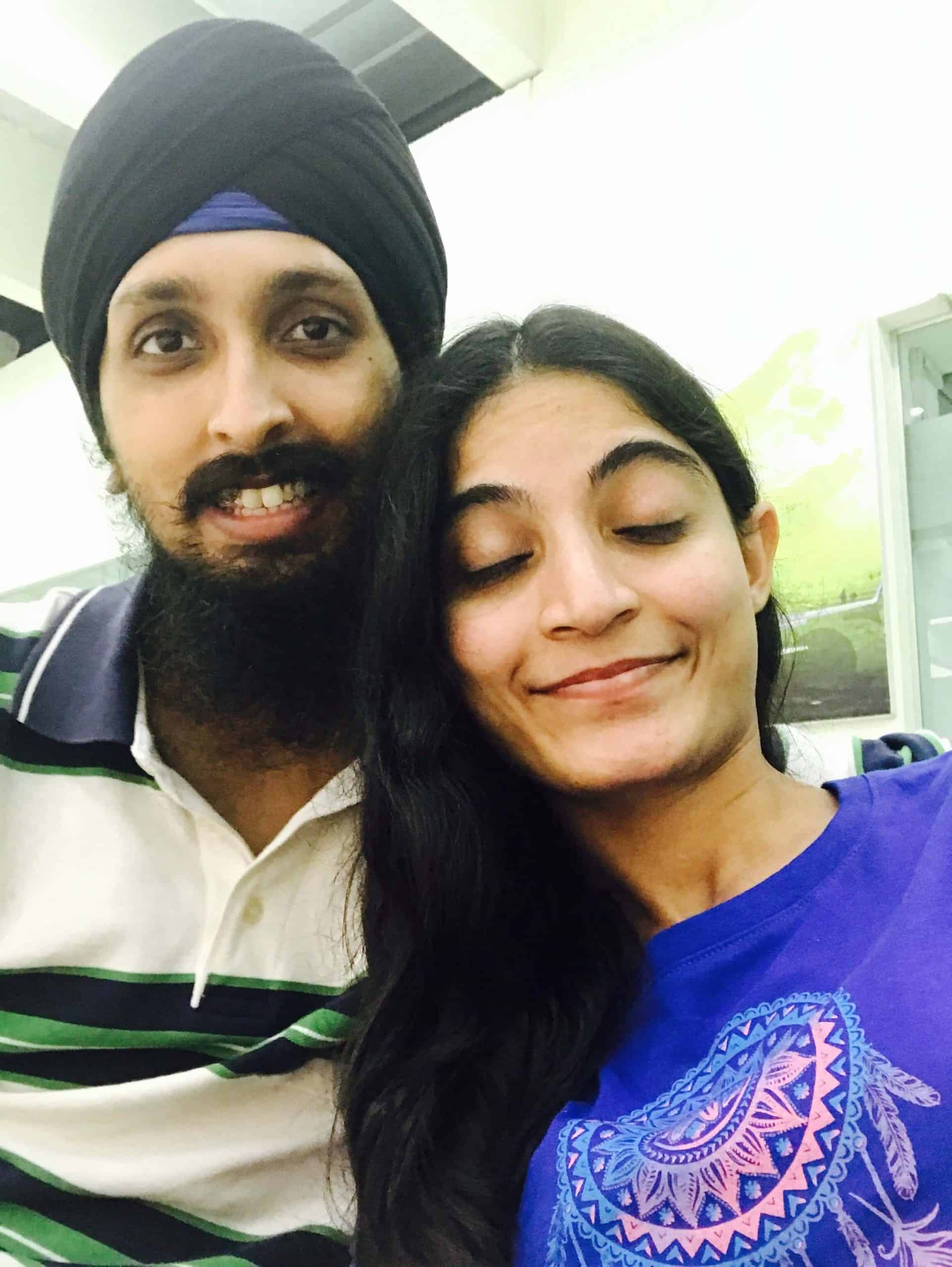 Why Does My Girlfriend Ignore Me? 30 Interesting Reasons & 20 Tips - HELPFUL HARMONY